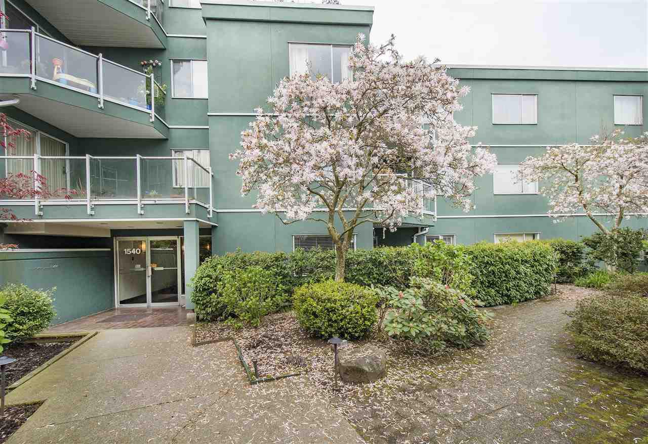 Mariner's Walk | 1540 Mariners Walk, Vancouver | YouLive.ca