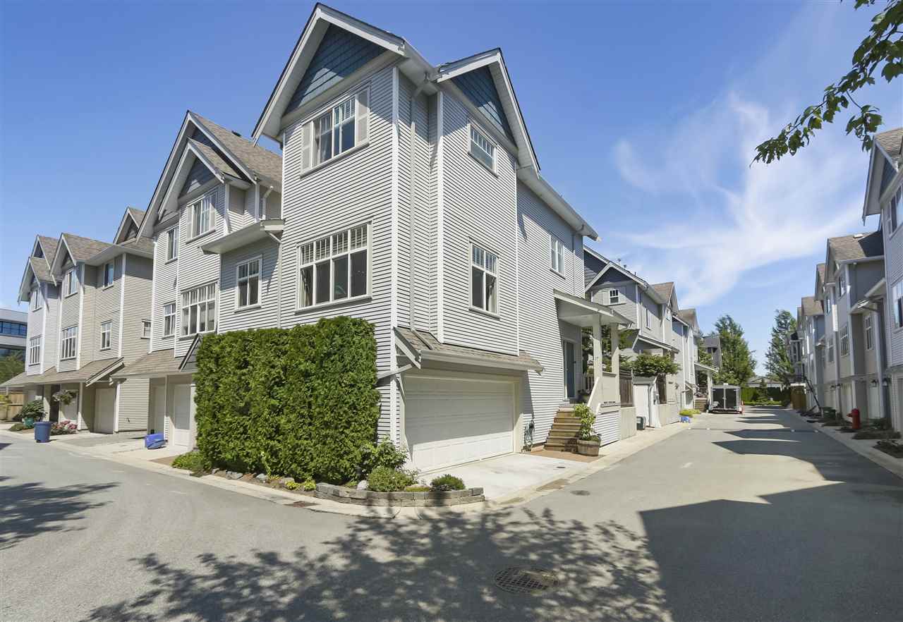 Garry Lane | 4111 Garry Street, Richmond | YouLive.ca