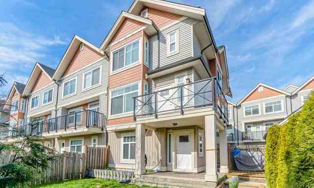 The Walks | 12091 70 Avenue, Surrey | YouLive.ca